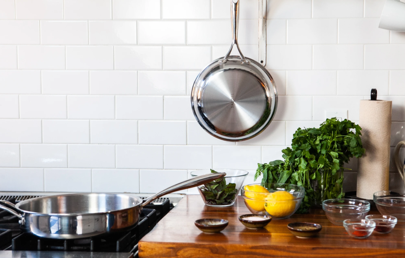 Sardel Cookware - Grown Up Christmas Gift - Venture1105